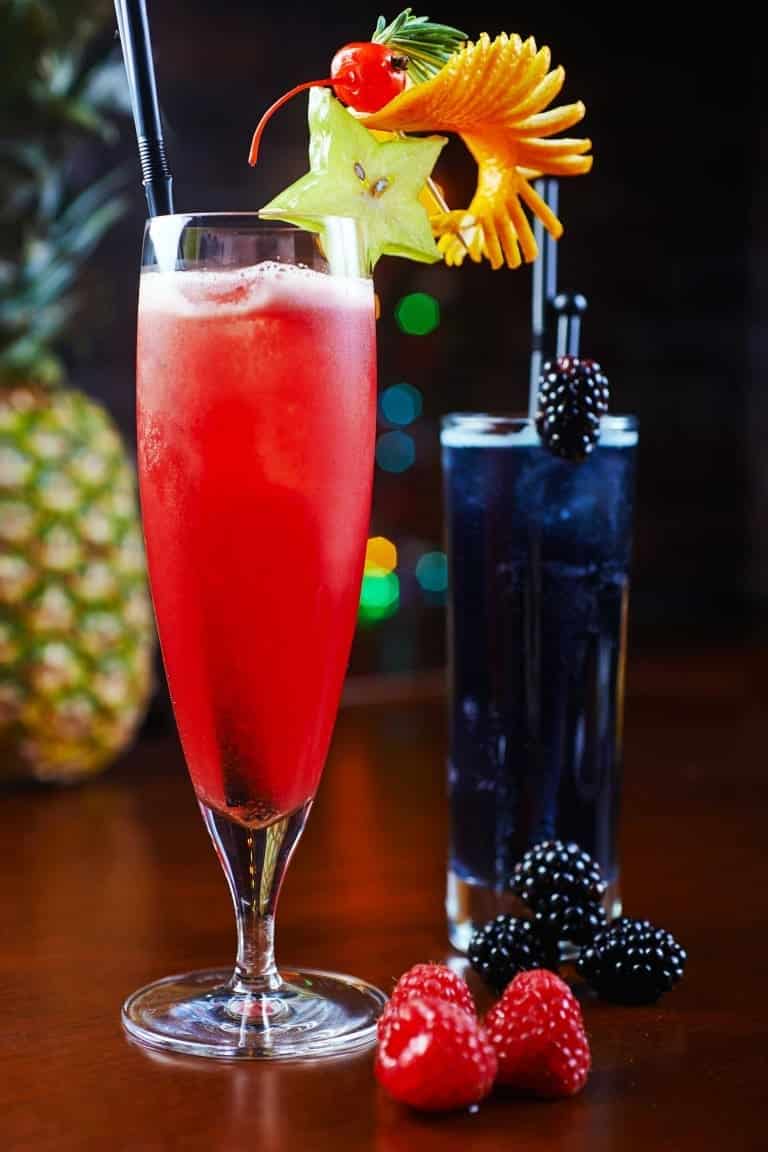 Lady Oscar: cocktail con spumante e Framboise – Wine Dharma